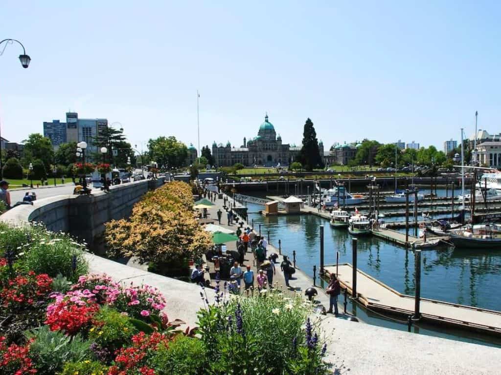 Is Victoria Worth Visiting? Pros & Cons According to a Local - Let's Visit Victoria